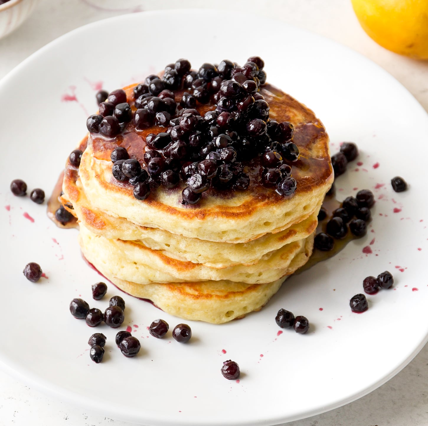 Bright & Tangy Lemon Greek Yogurt Pancakes (Extra Fluffy ...